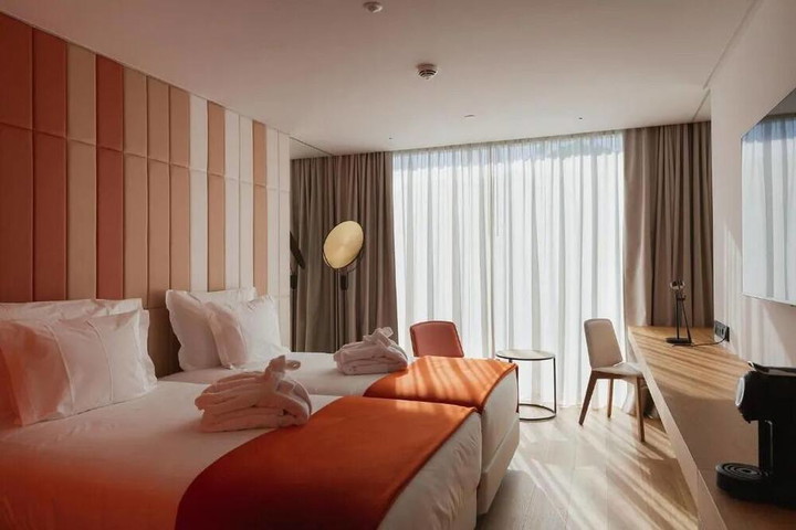 Modern Lisbon Stay | 1 Unit | Near Lisbon Light Show - Lissabon