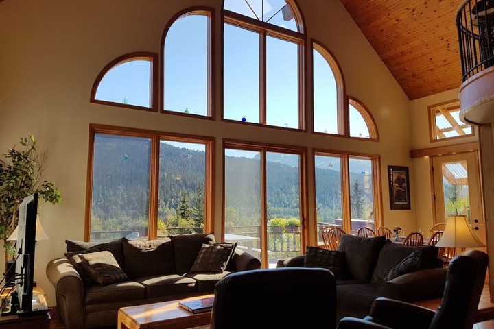 Impresionante Vista Privada Con Bañera De Hidromasaje, Wi-fi, Celular: Alaska: Directamente Desde Windows - Alaska