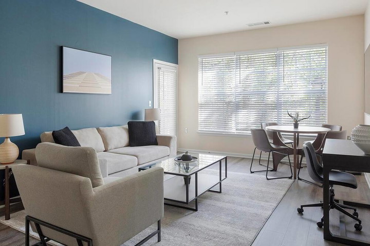 Landing | Stylish 2bd, Pool, Clubhouse - Limerick Township, PA