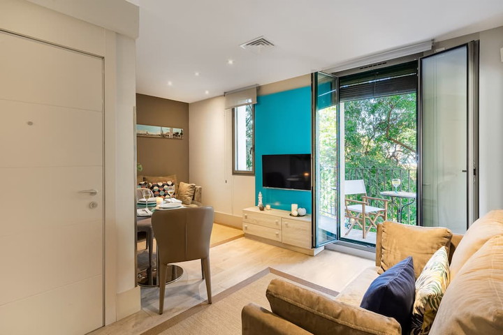 Stunning 2-bedroom Apartment With Sea View In Barceloneta - La Barceloneta