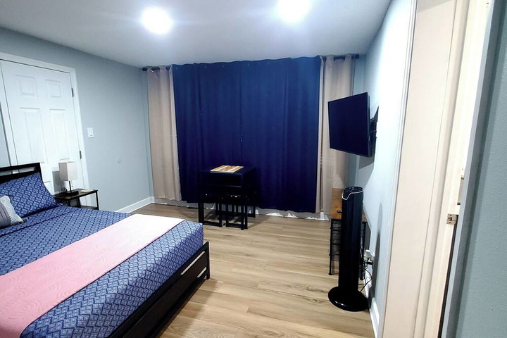 Private Cozy Suite! - Odessa, FL