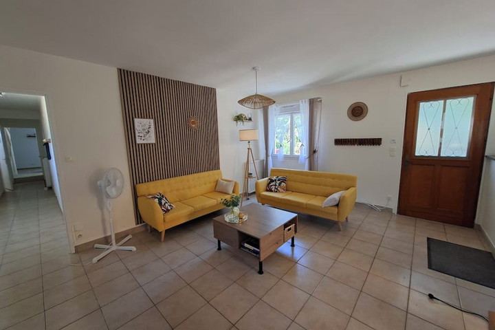 Maison Campagne Bretonne Dans Un Parc Clos Avec Chênes Centenaires - Baud