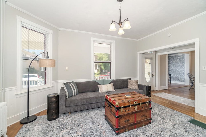 Gettysburg Home Sleeps 10 With Parking And Game Room.  Just Off The Square. - Gettysburg, PA