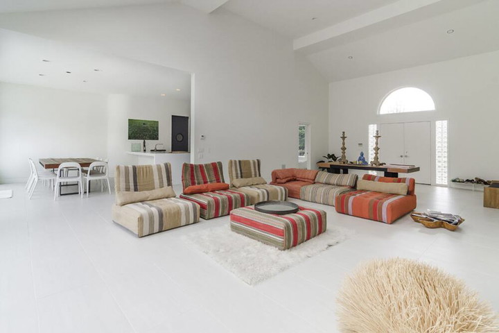 Private Westhampton Escape 5br, Pool, Hot Tub, Near Beach - Westhampton Beach, NY