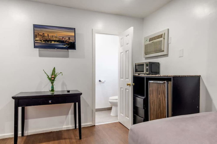 Economy Quadruple Room, 2 Double Beds - Hermosa Beach, CA