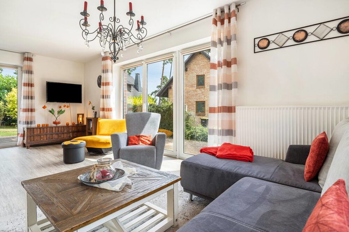 Ferienhaus 'Haus 25' Mit Privater Terrasse, Garten Und Wlan - Rechlin