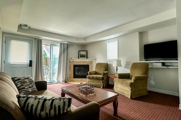 2 Bedroom Townhome With View Of The Mountain - Collingwood