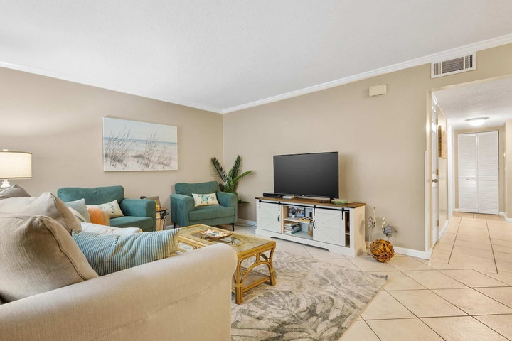 Coastal Clipper  Charming 2 Bdr, Walk To Beach! - St. Augustine, FL