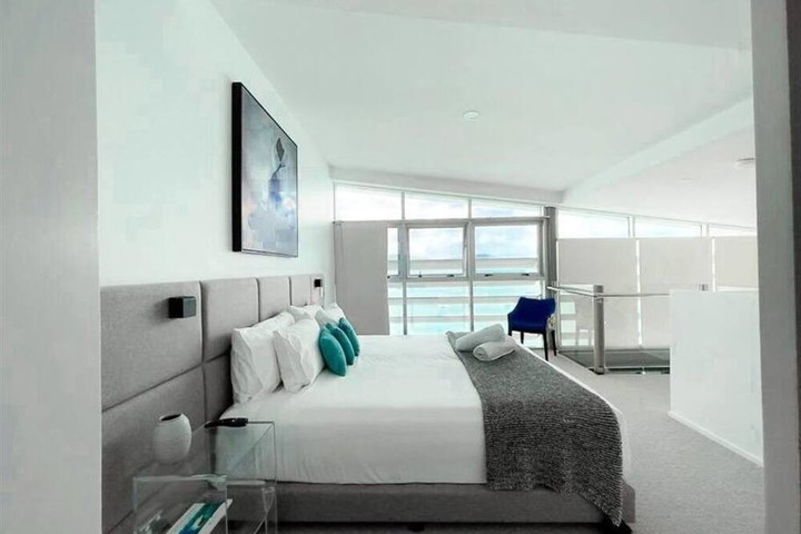 3 Bedroom Penthouse Deluxe - Airlie Beach