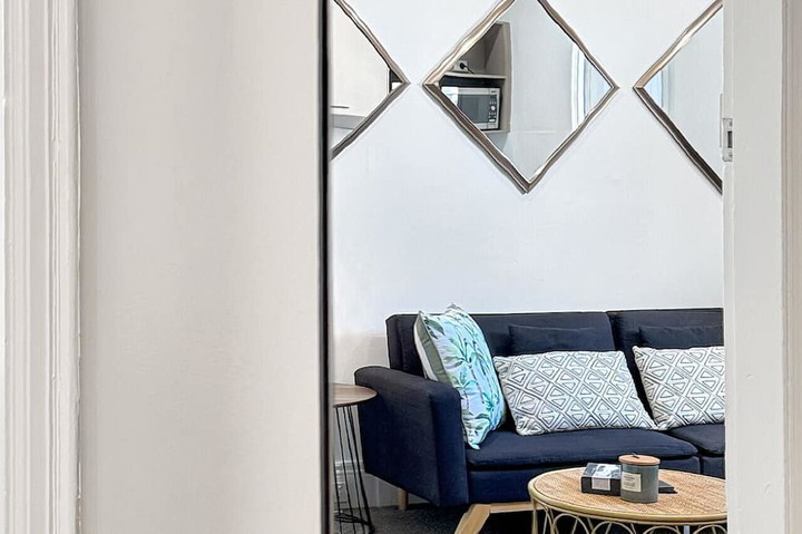 Executive Serviced North Sydney City Pad - North Sydney