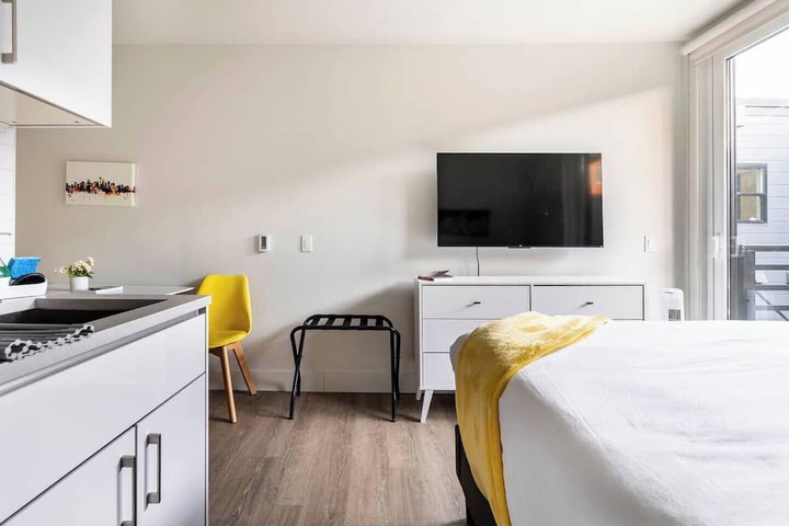 Pleasant Condotel With Wifi In Vibrant First Hill - Seattle, WA