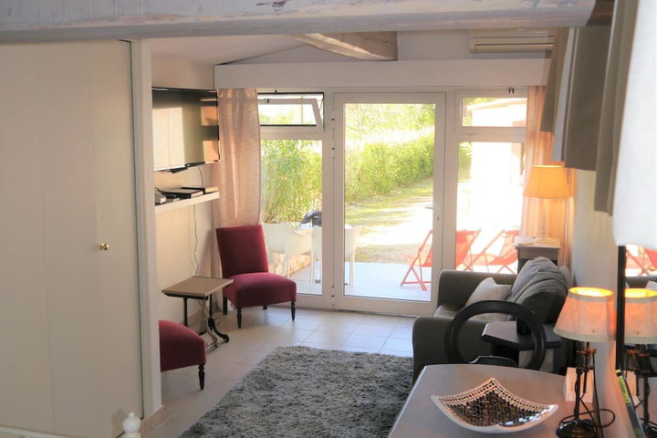 Gorgous, Independent Studio With Terraces - Mougins