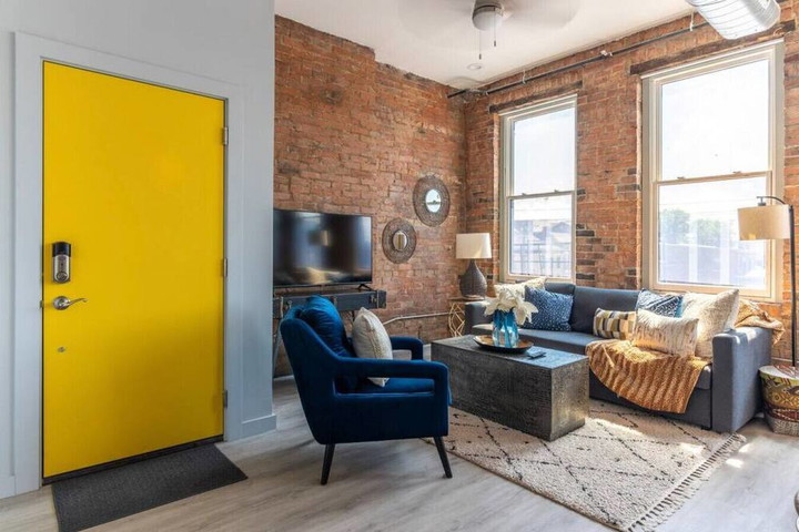 Bubbles · Bubbles Fantasy Suite: Explore Otr/dt & Rhinegeist - Cincinnati