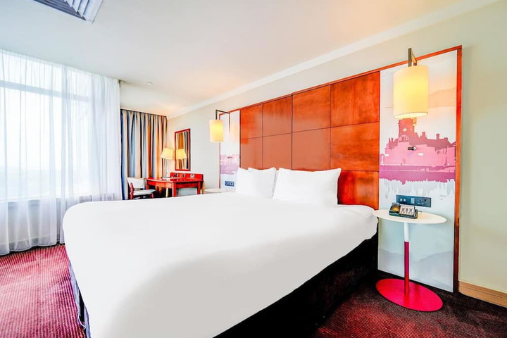 Holland House Hotel By Sunday Triple Room - Cardiff