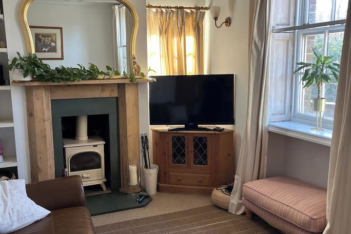 North Mill Cottage | Charming Cottage At Cowdray Park - Midhurst