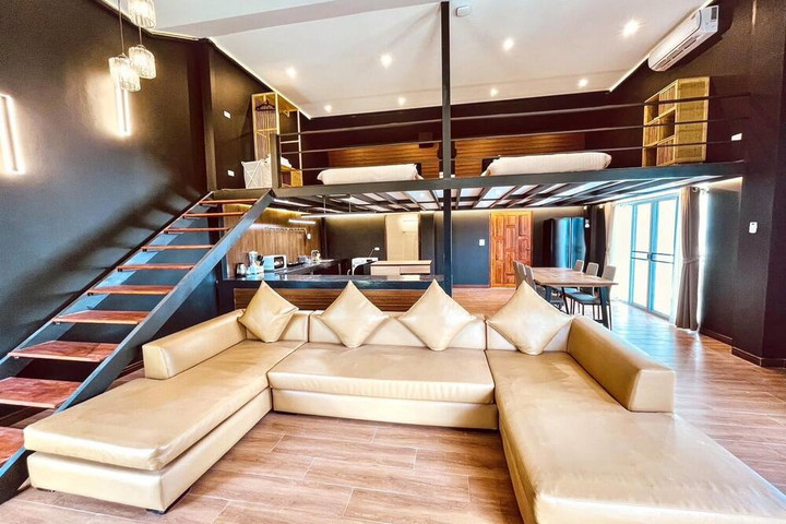 Khaolak Loft Suite A With 2 King Size Beds 1 Bathroom At Kokotel Montana Hotel - Khao Lak