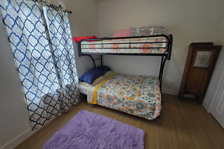 Cozy 1-bedroom Apartment In Welcoming Elkins With Ac - Fayetteville, AR