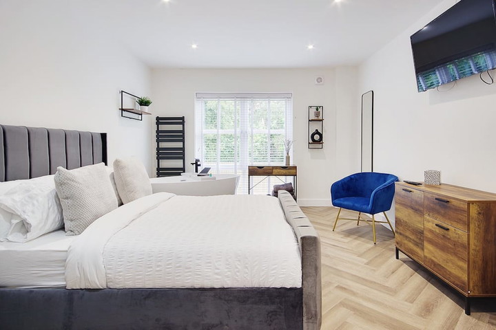 Ground Floor Luxury Suite Close To Beach - Poole