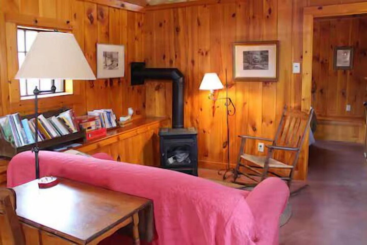The Sugarhouse In Dummerston, Vermont - Brattleboro, VT