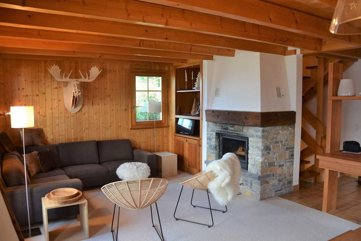 Large, Spacious Chalet For 10 People With Beautiful Viewsoutside: Renovated 6-room Chalet On 3 Level - Grimentz