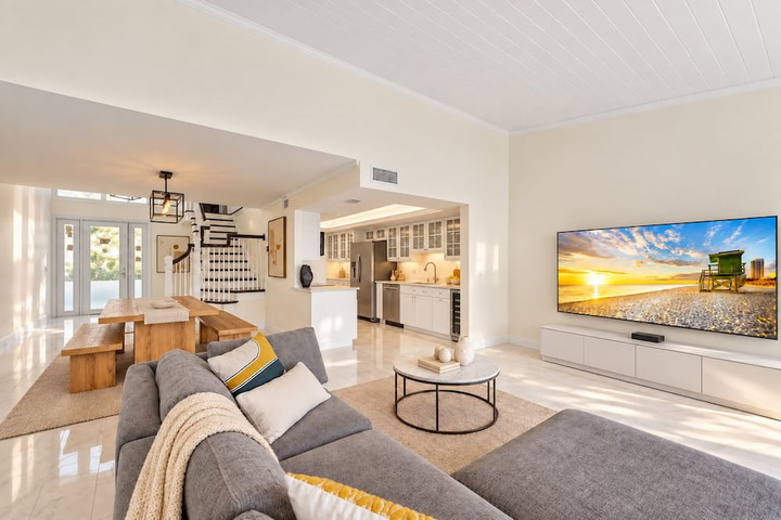 Pga Residence On Golf Course By Guaranteed Rental - West Palm Beach, FL