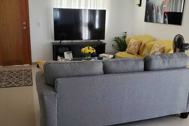 Cheerful 4 Bedroom Villa With A Pool. 10 Minutes Away From The Boulevard - Puerto Plata