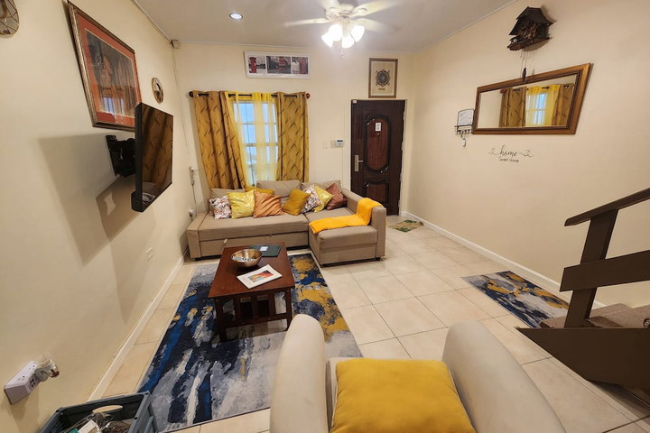 Live Like A Local In This Chic 2-bedroom Maraval Escape! - 포트오브스페인