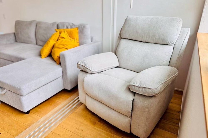 10 Minutes From Okayama Station | Entire Property Rental | Up To 10 Guests | Pets Allowed | Tent Sauna | 1 Parking Space | 5 Beds | 2 Restrooms | Infants And Toddlers Welcome | - Okayama, Japan