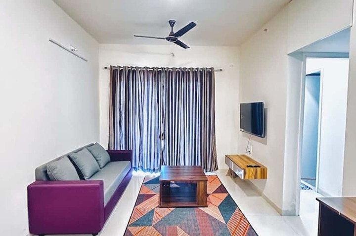 Pelican: 2bhk Modern Ac Flat On Baner Road, Pune - Pune