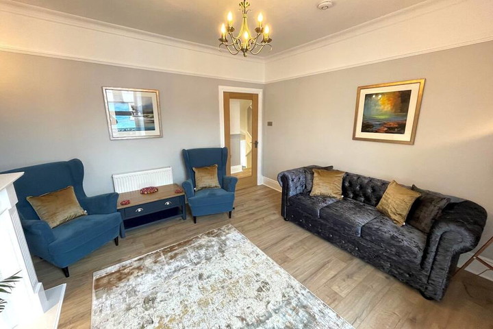 Beautifully Presented 3br Luxury Apartment - Pass The Keys - Kirkcudbright