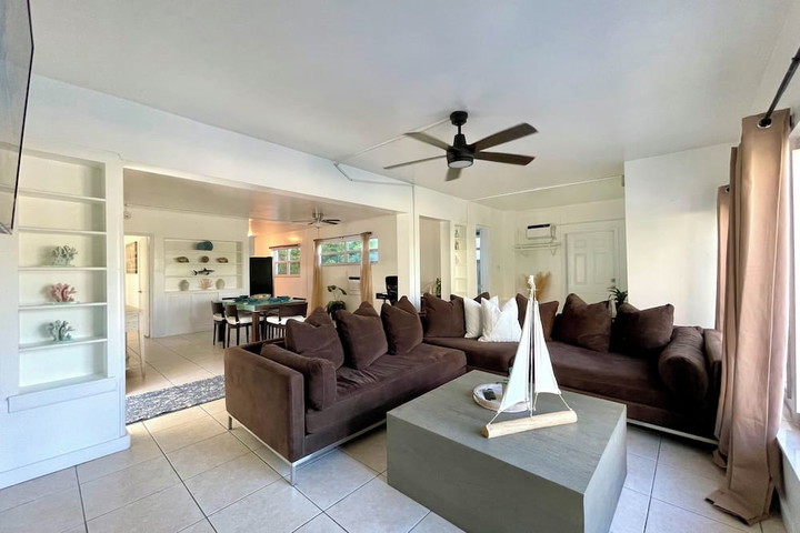 2237/u3-welcoming-beach Front-3-bedroom-apt -Ac-downtown - Fort Lauderdale