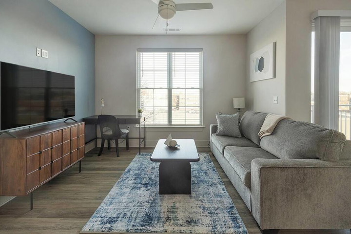 Landing | Modern 1bd, Gym, Courtyard - Richmond, VA