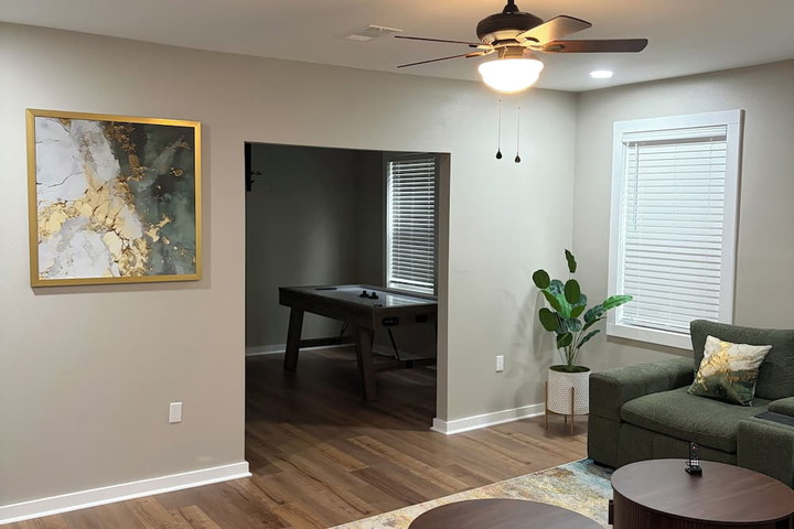 Camellia Key Stays - Stylish 2br With Game Room & Fenced Backyard - Alexandria, LA