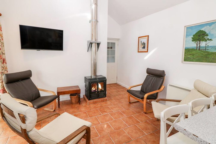 Y Buarth, Pet Friendly, Character Holiday Cottage In Waunfawr - Llanberis