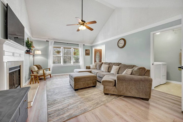 Sawgrass Cottage | 3br With Deck - Columbia, SC