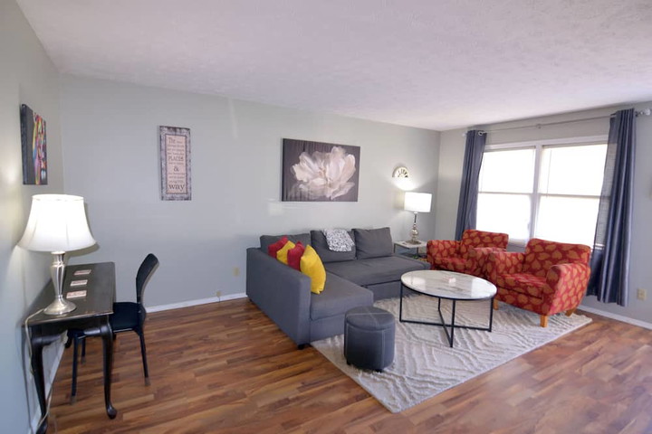 Cul-de-sac Condo - Bloomington, IN