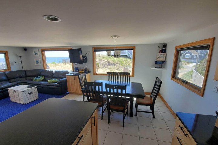 Upscale Cottage On The Atlantic Ocean, Feet In Sand - Ipswich, MA