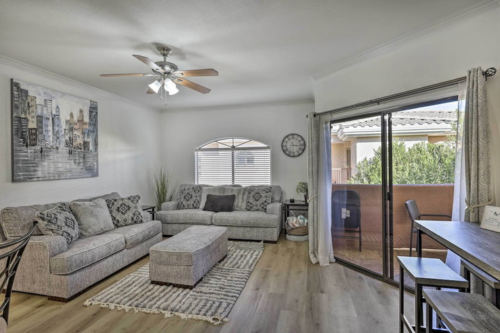 Families & Dogs Welcome! Phoenix Condo W/ Pool - Phoenix, AZ