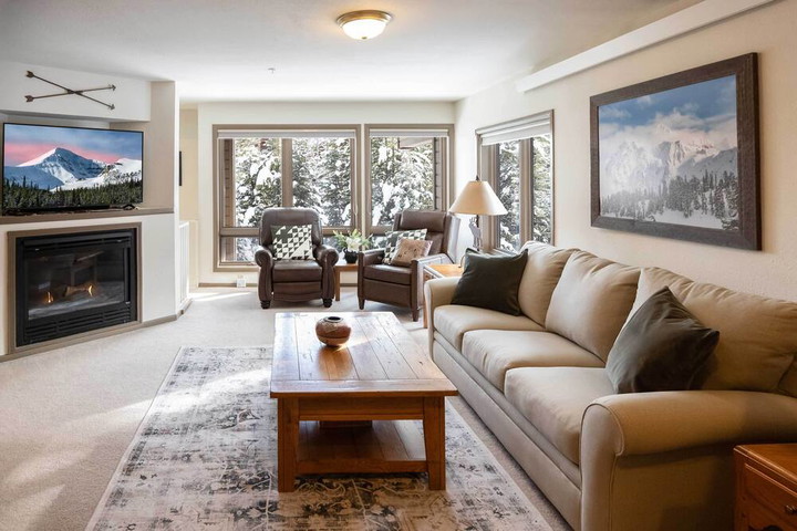 Steps To Ski Lifts - Condo W/ Walk-out Patio! - Big Sky, MT