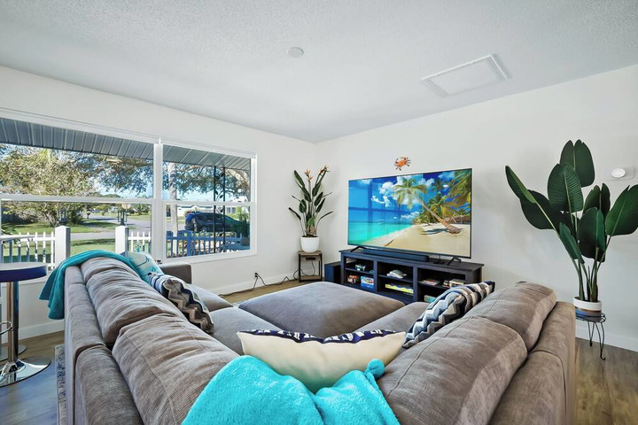 Ixora16 Heated Saltwater Pool/beach/airport, Usssa - Satellite Beach, FL