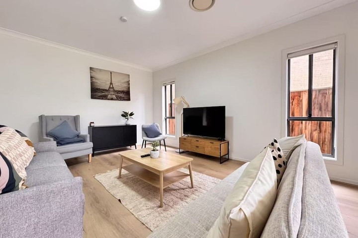 Group Holiday Home Sleeps 12 Penrith Flexible Family And Contractor Stay - Kingswood
