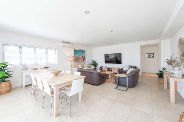 Zinc One - Oceanstays - Ocean Views - Yamba