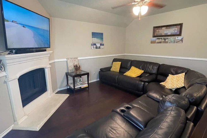 4br Home Near Dallas, Little Elm Sleeps 8 - Little Elm, TX