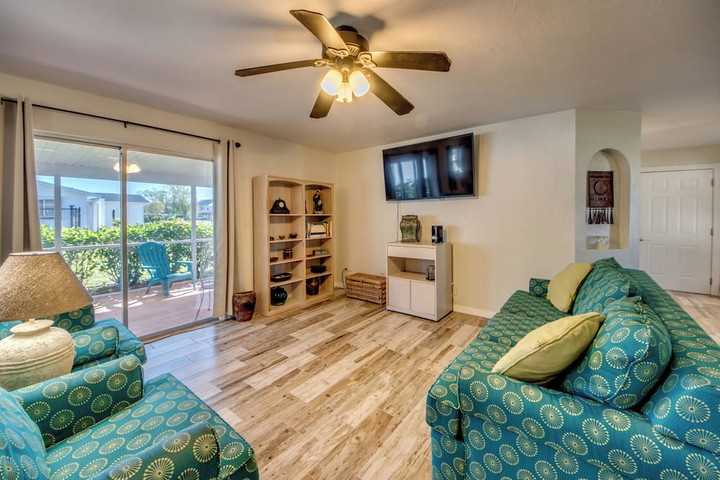 Drift Away To The Heart Of Cape Coral,beaches,fishing Adventures,dog Friendly - Cape Coral, FL