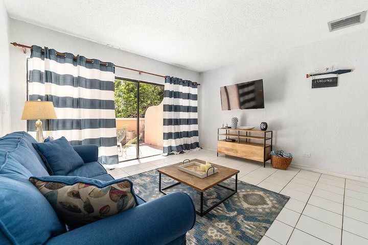 Nouvellement Meublé 2 Chambres, Distance De Marche De L'atlantide! - Nassau