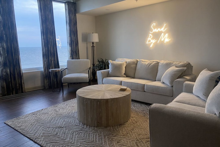 5th-floor Gulf Front Condo With Security, Views, And High-end Amenities Await! - Gulfport, MS