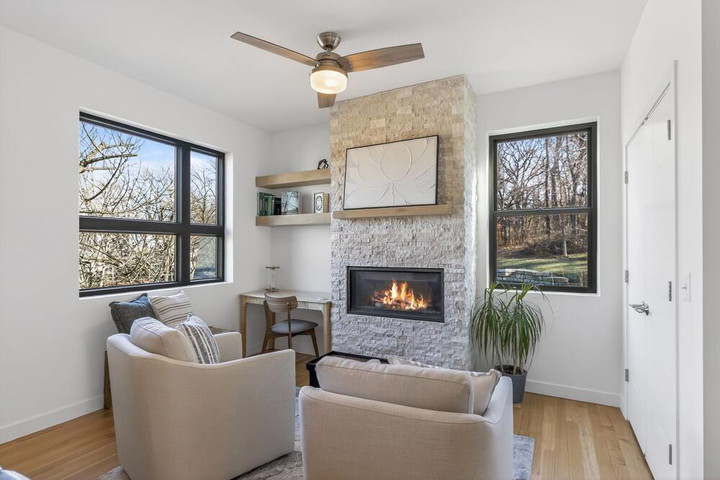Beautiful House 20 Minutes From Kci Airport. - Parkville, MO