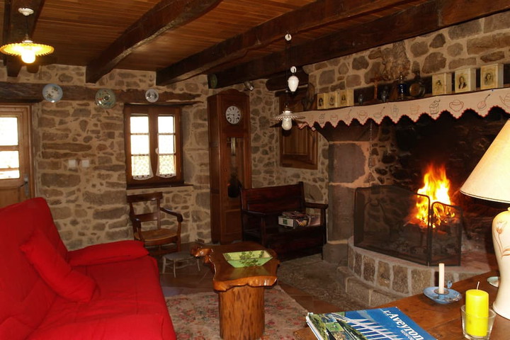 Maison De Caractère Dans Les Gorges De L'aveyron - Gîte La Piera Et Lou Garric - Aveyron