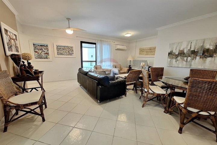 Swimming Pool 3 Bedrooms 1 Suite 2 Parking Spaces Air Conditioning Balcony Sea View - Guarujá