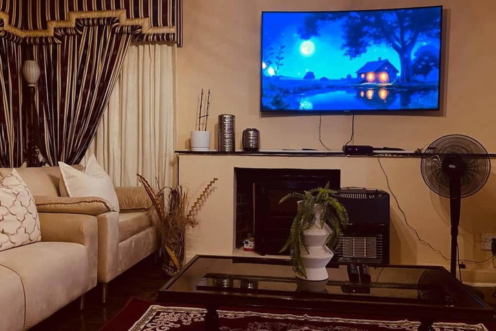 Charming 3-bedroom House Rental In Pinetown, South Africa - Kloof